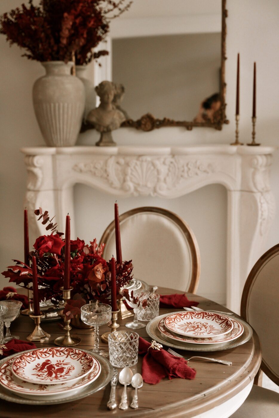 5 Tips for a Festive French Inspired Tablescape - Jenny Cipoletti